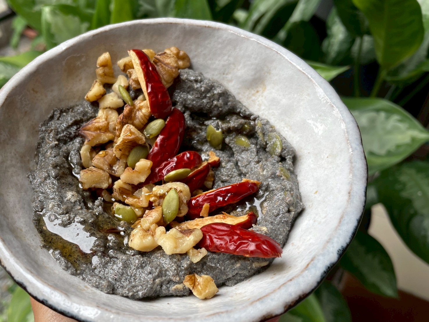 【Yinin Longstay專欄】芒種 種下一棵樹／黑芝麻布丁 | 爆新聞 Bow Media